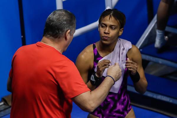 Prisis quinta con mejor puntuación en trampolín de tres metros