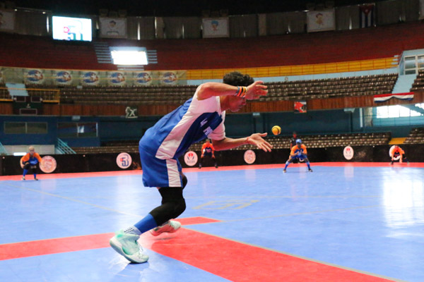 Briandy Molina: capitán y leyenda del baseball5 de Cuba